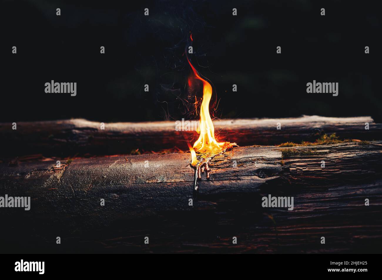 Burning resin hi-res stock photography and images - Alamy