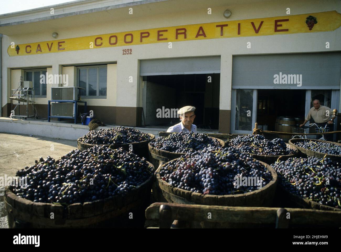 Vins doux naturels hi-res stock photography and images - Alamy
