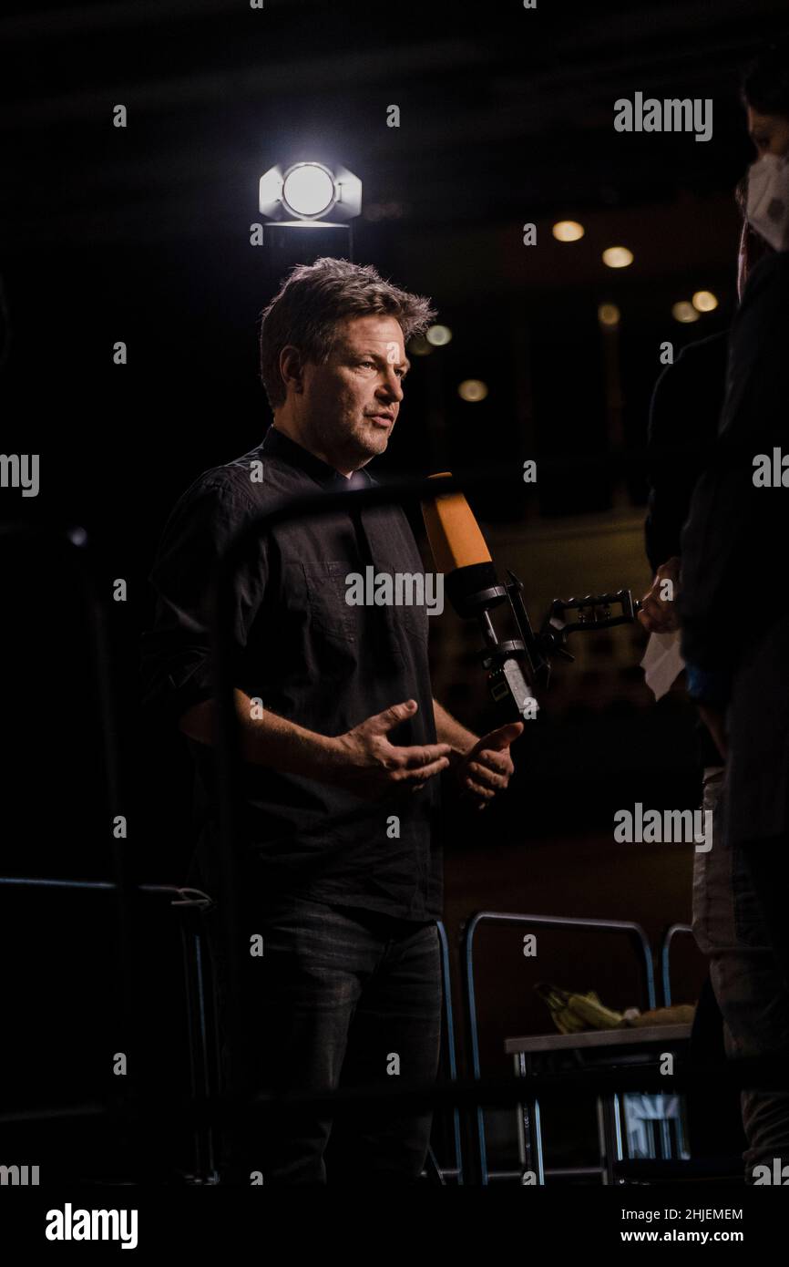 Robert Habeck, Vice-Chancellor of Germany, at the party conference ...