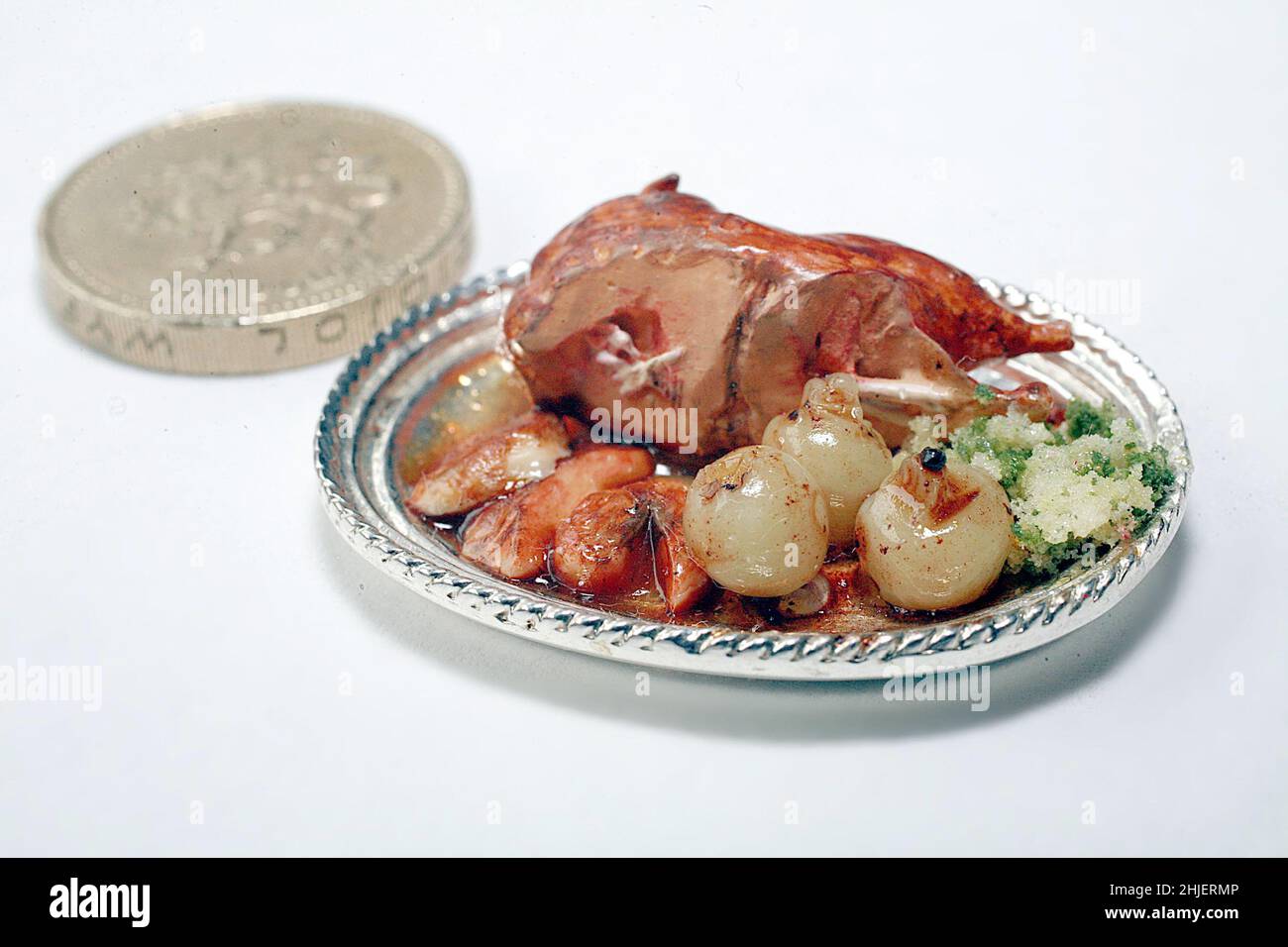 MINI GEORGIAN ROAST DUCK WITH SAUCE, GLAZED ONION AND CABBAGE GAIL ...
