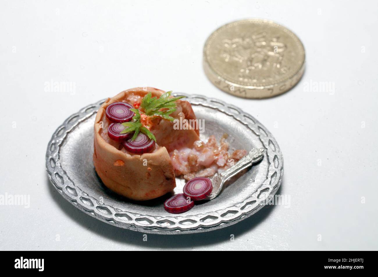 MINI TUDOR SAVOURY GAME PIE WITH RED ONION GARNISH. GAIL TUCKER CREATES ...