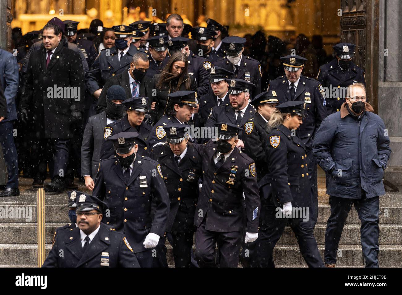 New York, United States. 28th Jan, 2022. Thousands of police officers ...
