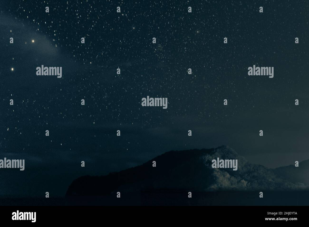Starry night view hi-res stock photography and images - Alamy
