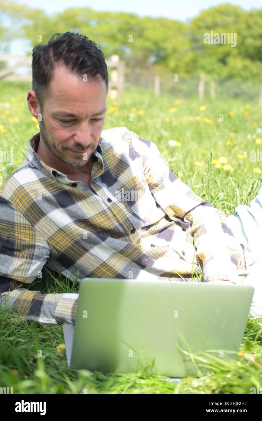 Beautiful commercial man outside Stock Photo - Alamy