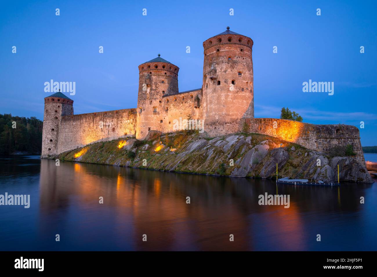 Olavinlinna castle water castle savonlinna hi-res stock photography and ...