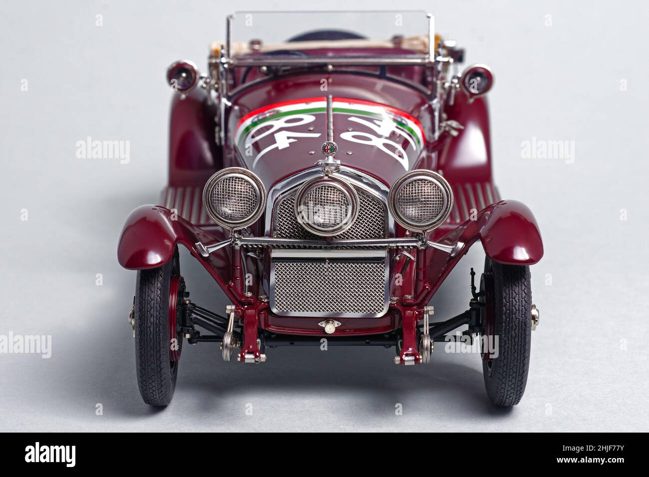 Die-cast car model 1/18 by CMC of Alfa Romeo 6C 1750 GS Mille Miglia ...
