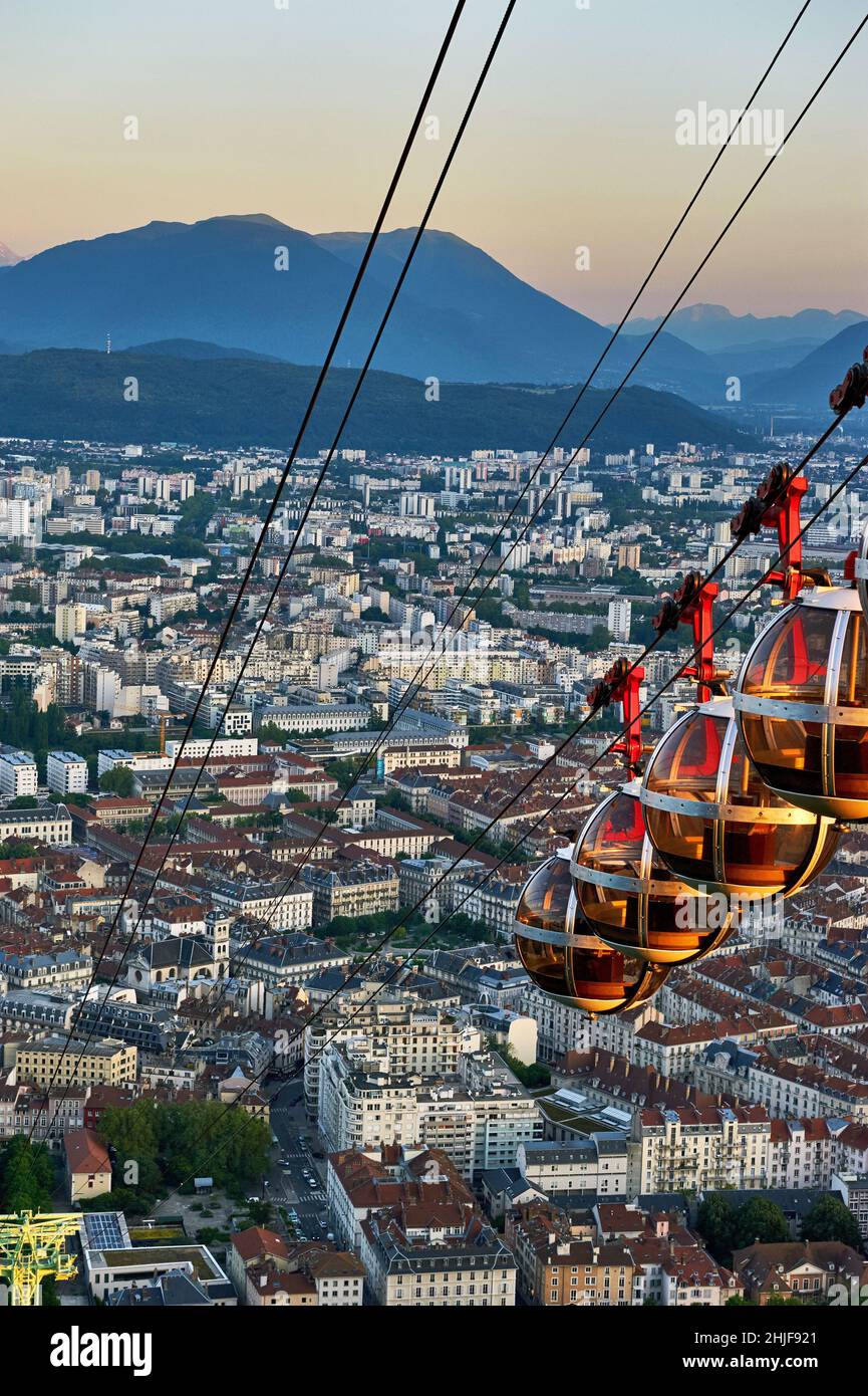 Famous spherical funicular in Grenoble Stock Photo - Alamy
