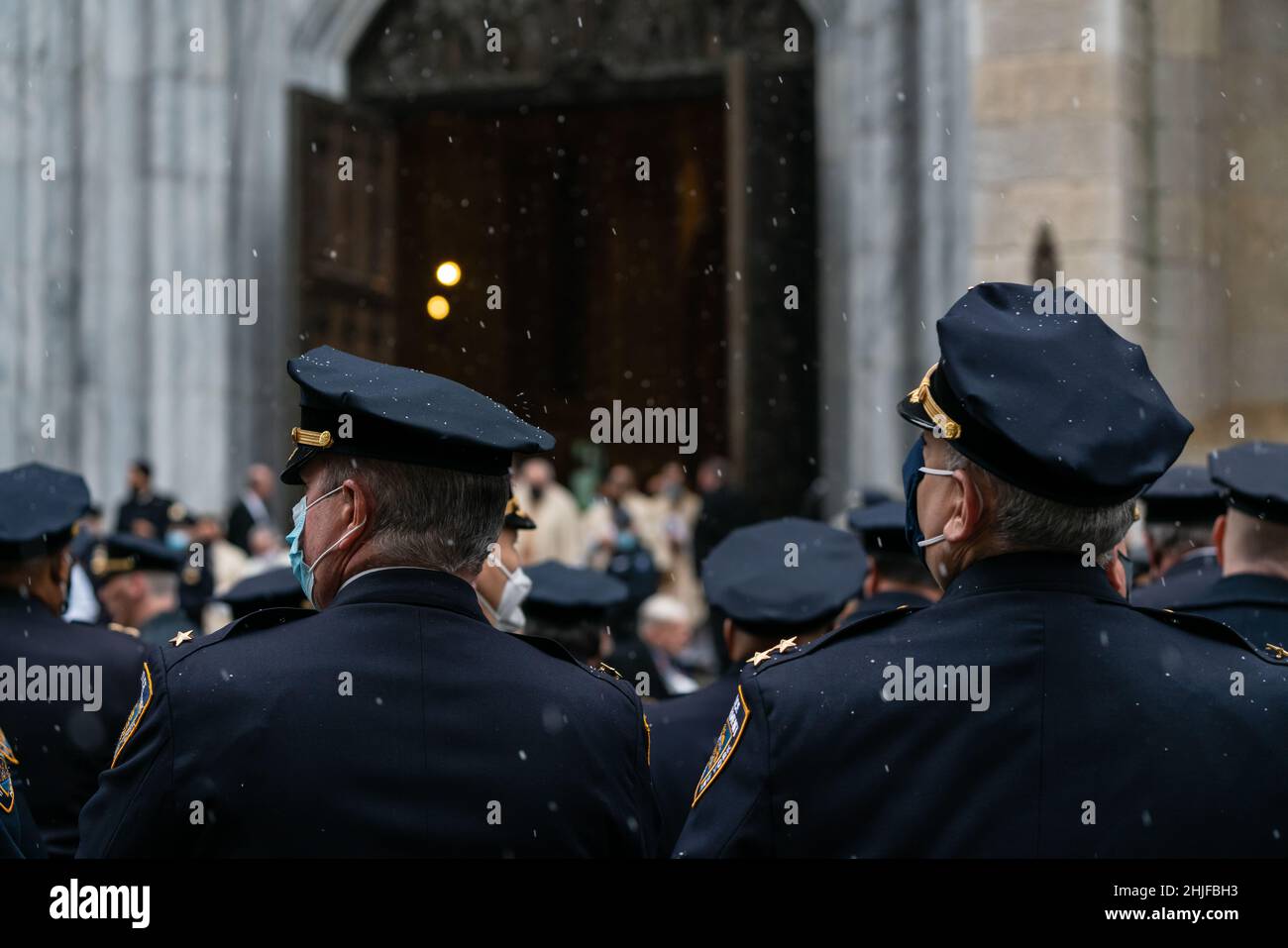 New York City Police Officers filled fifth Avenue at the funeral of ...