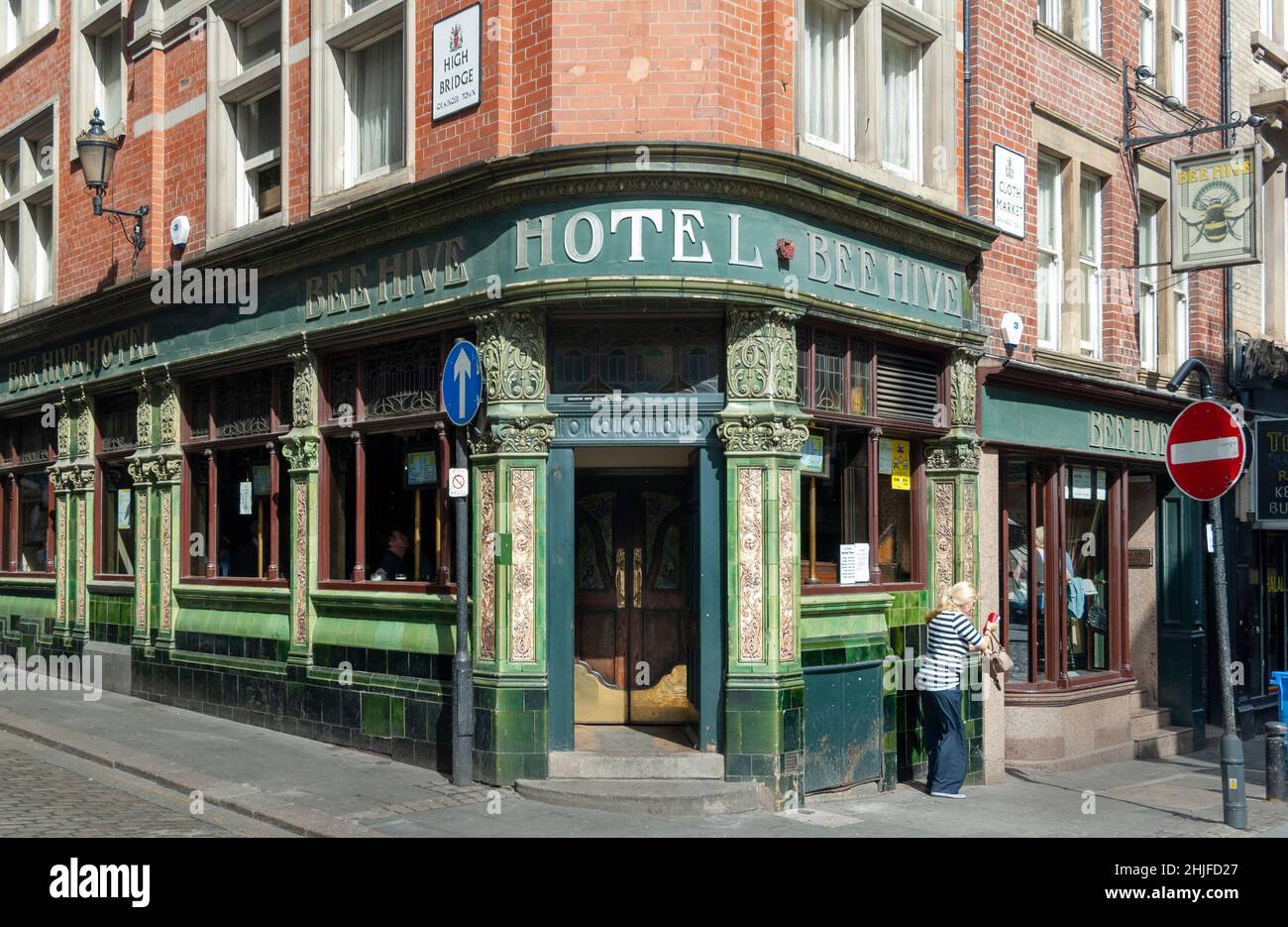 Beehive hotel hi-res stock photography and images - Alamy