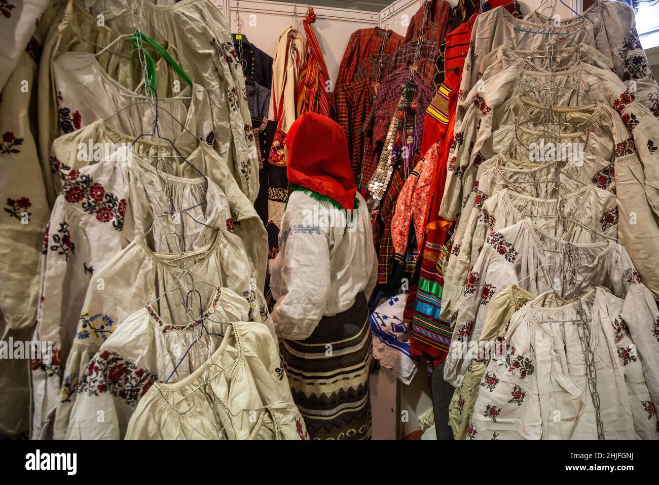 Linen fair hi-res stock photography and images - Alamy