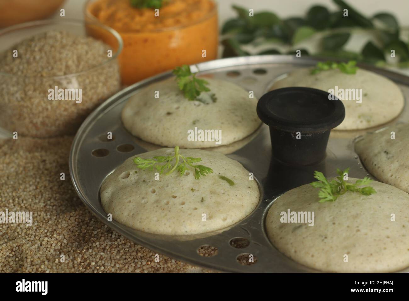 Idli mould hi-res stock photography and images - Alamy