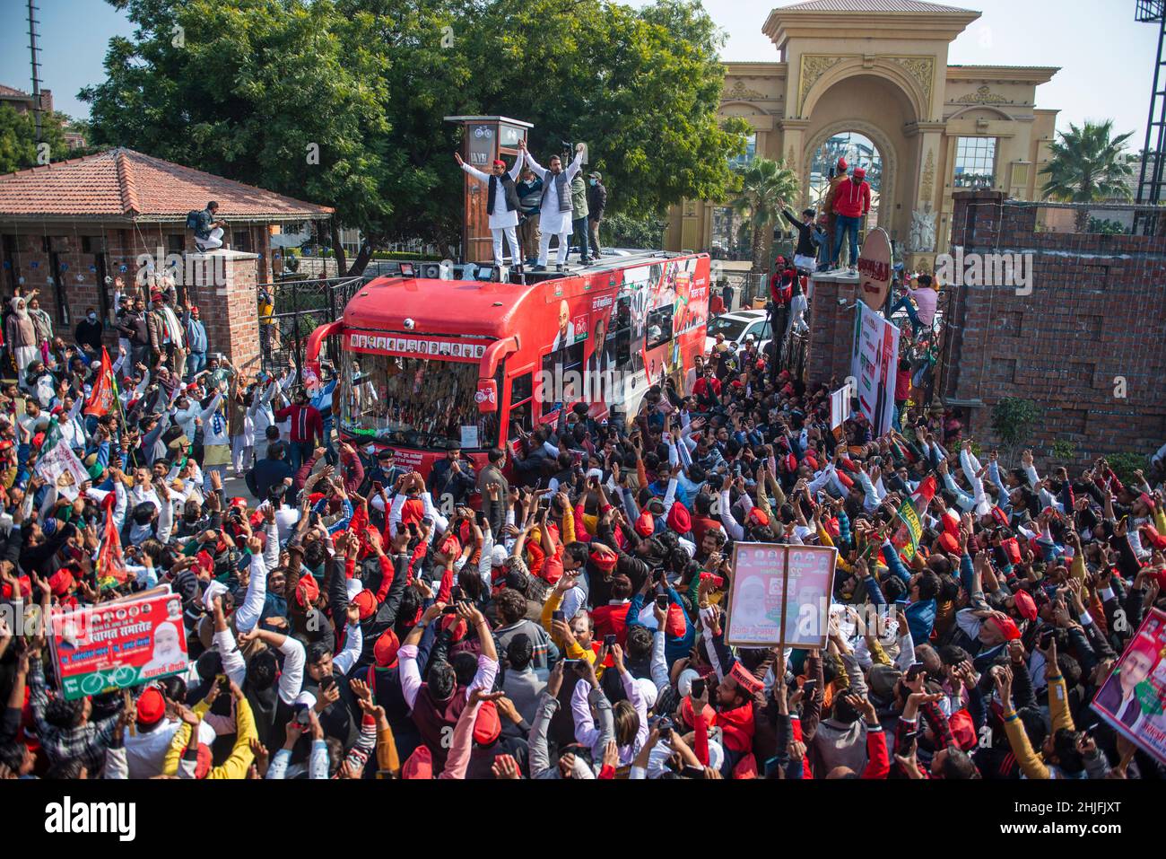 Rashtriya lok dal party hi-res stock photography and images - Alamy