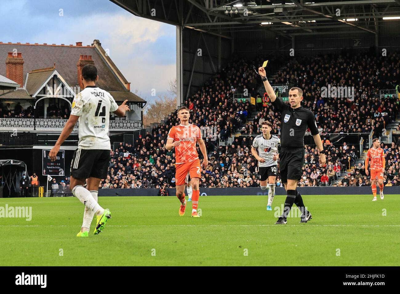 Referee peter banks hi-res stock photography and images - Alamy