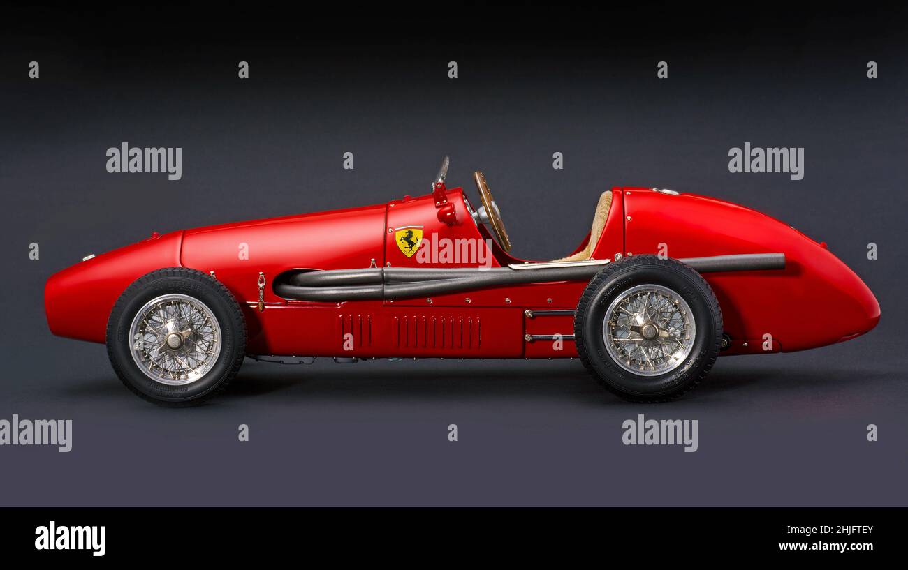 Cmc model hi-res stock photography and images - Alamy