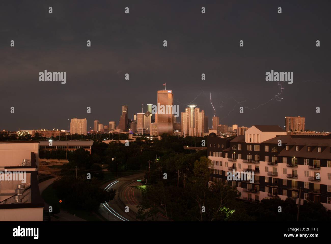 Long exposure images of lightning hi-res stock photography and images ...