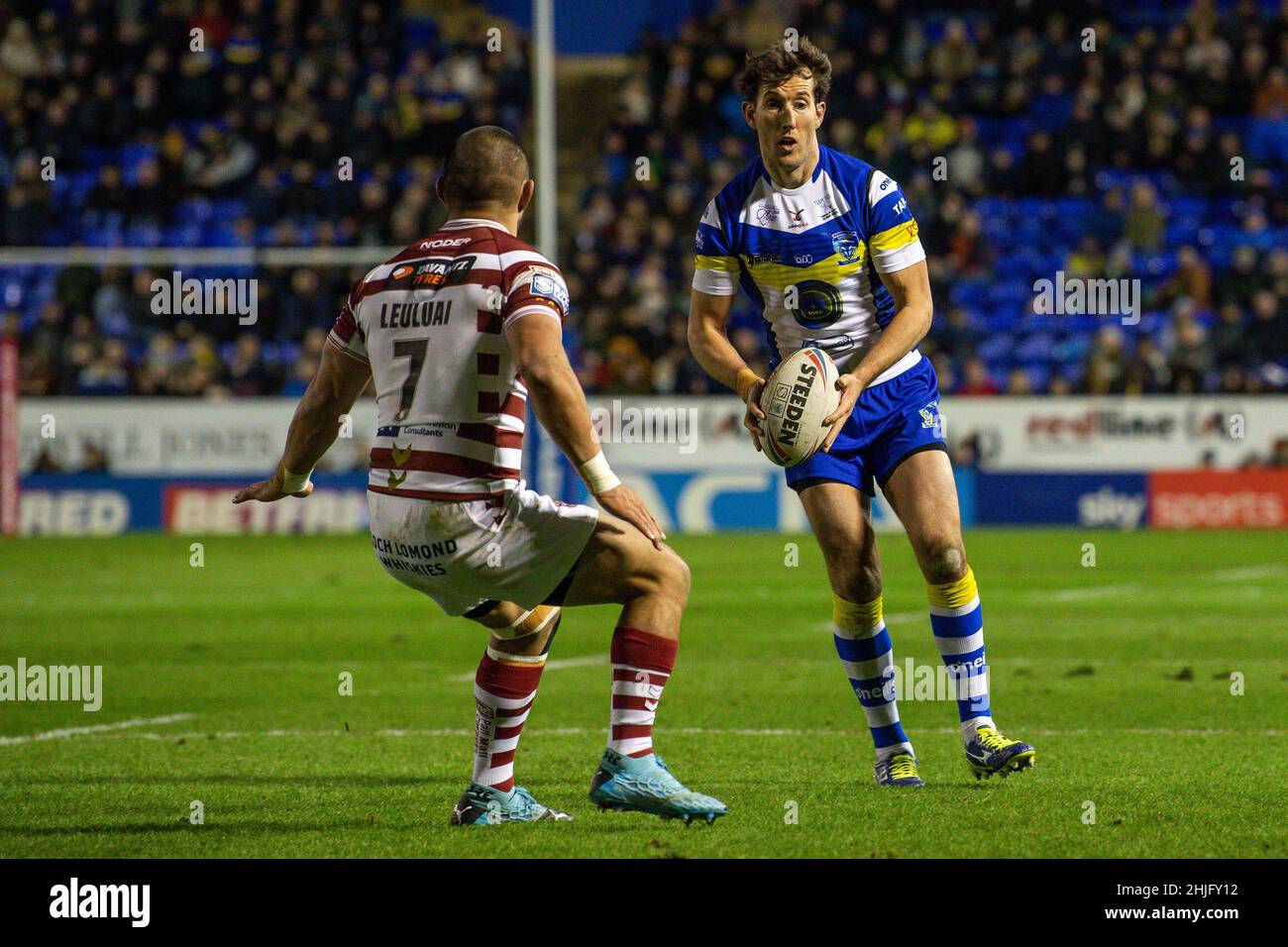 Stefan Ratchford (1) of Warrington Wolves in action Stock Photo - Alamy