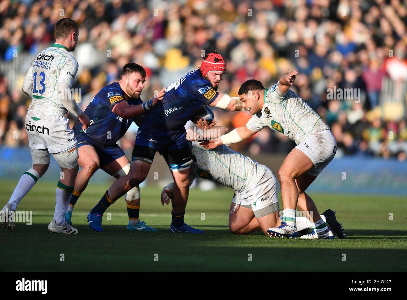 Worcester, UK. 29th Jan, 2022. Kyle Hatherell of Worcester Warriors is ...