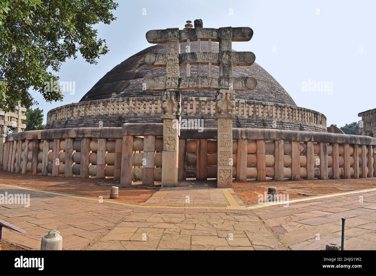 Stupa No 1, West Gateway Torana and Stupa, The Great Stupa, World ...