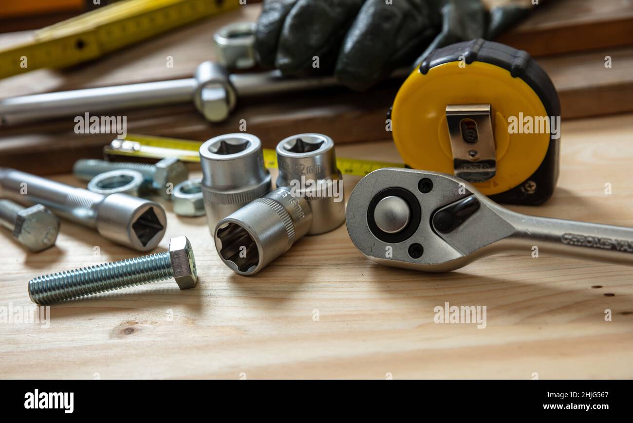 Torque Wrench Worker