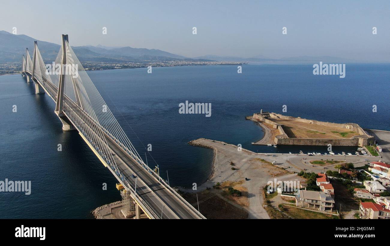 Rio antirio bridge hi-res stock photography and images - Alamy