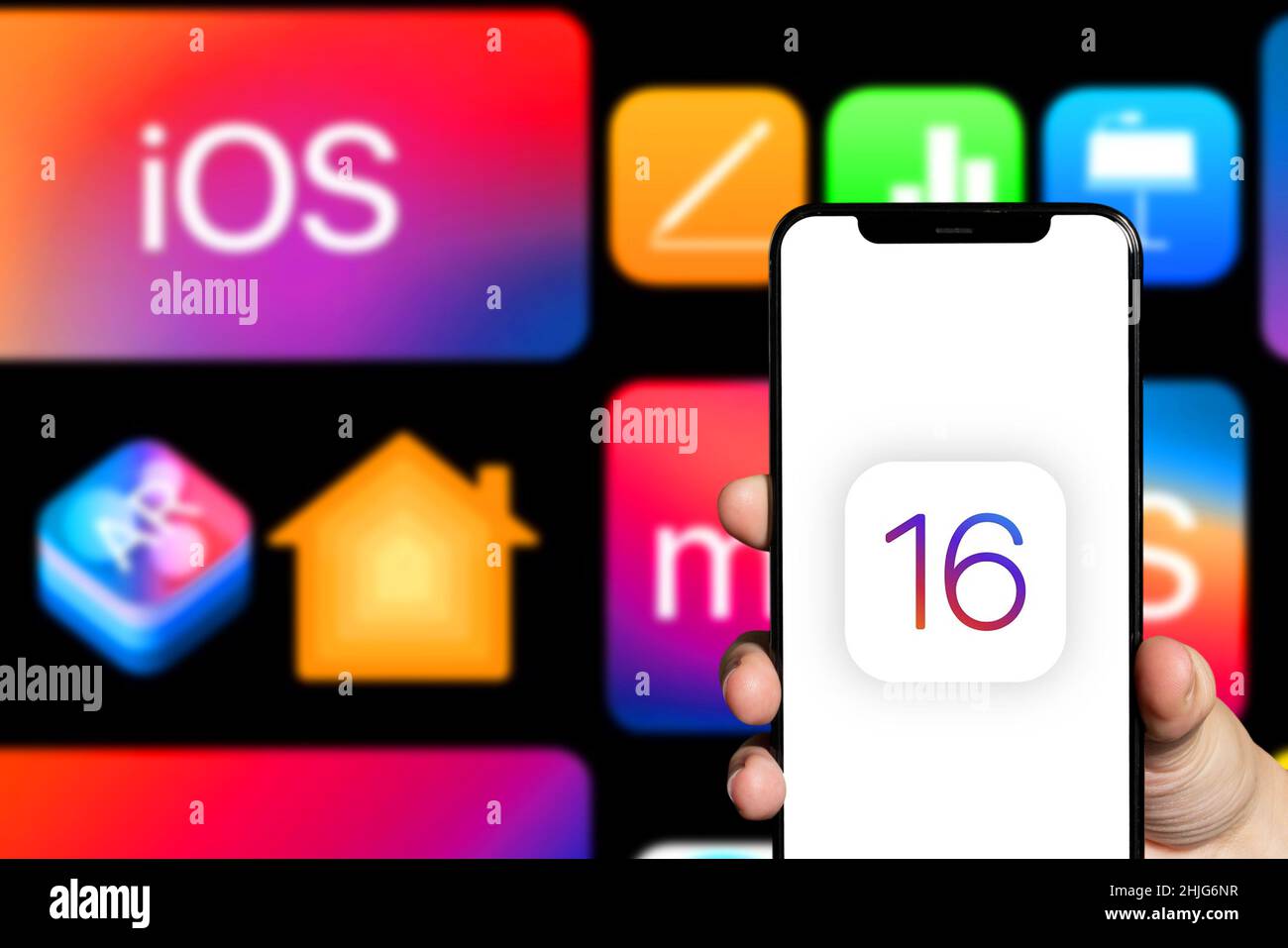 New iPhone pro with the apple installation screen with the new IOS 16 ...