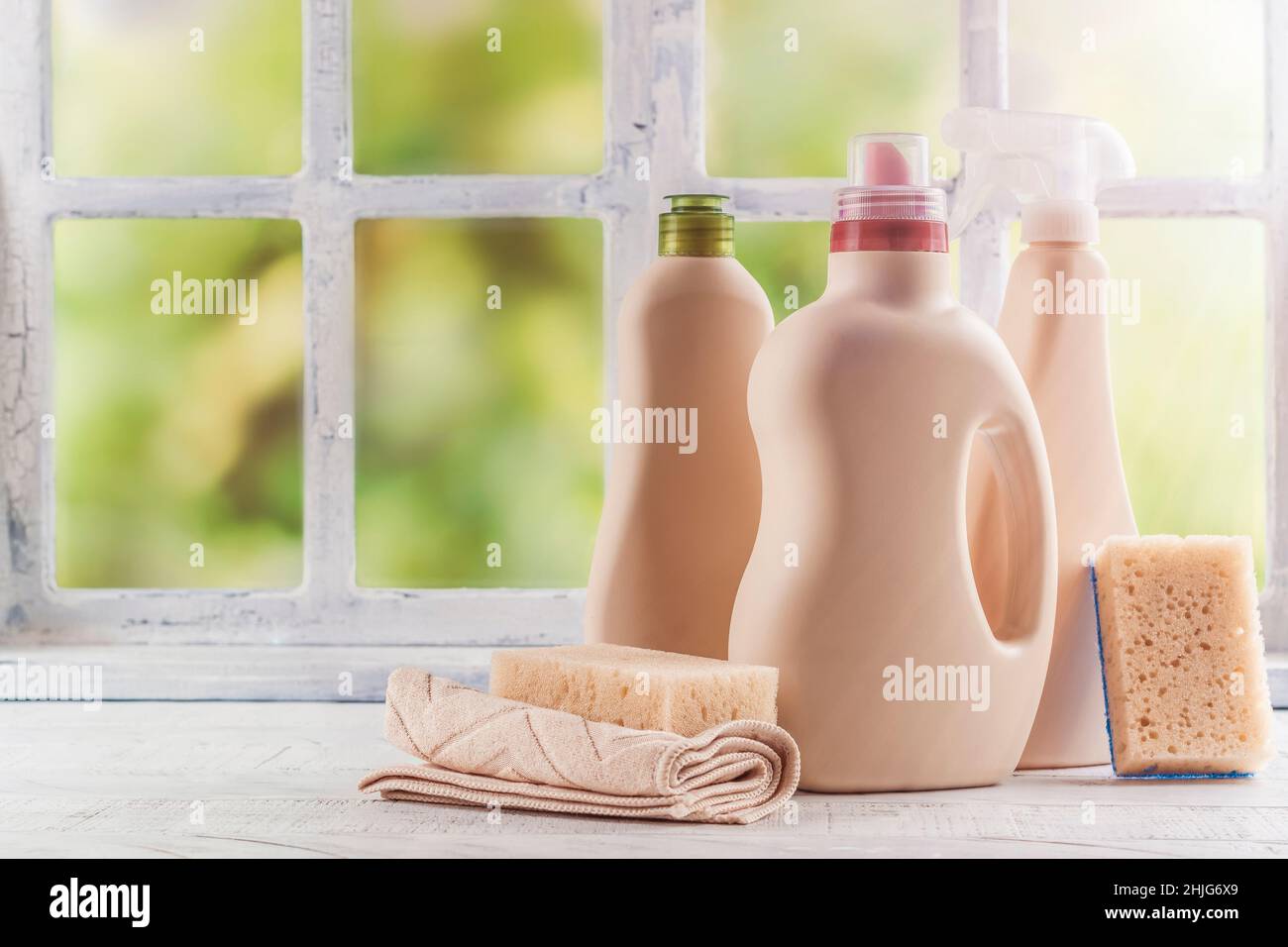 Spring cleaning background. Eco-Friendly natural cleaners, Cleaning ...