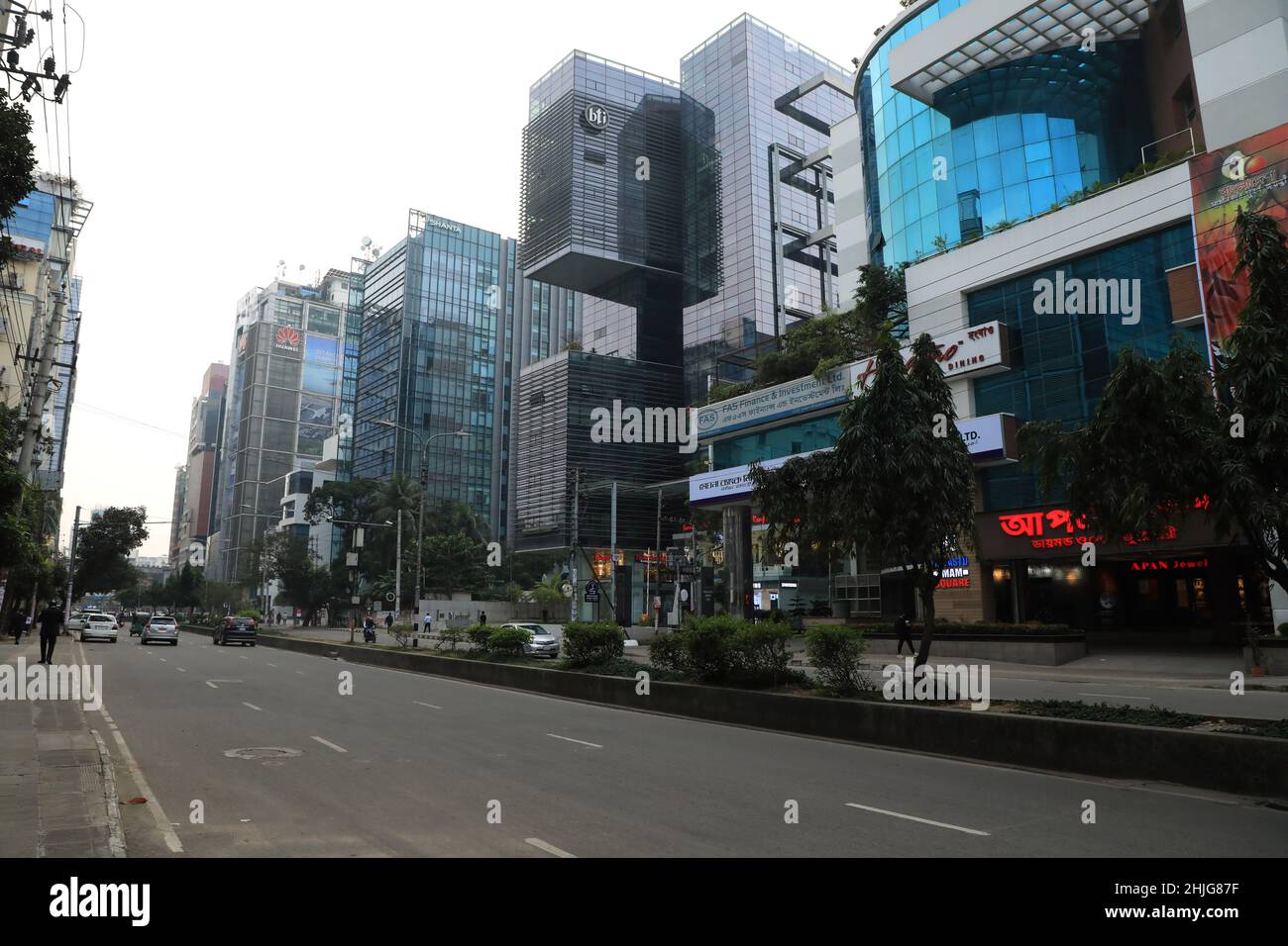 Dhaka, Bangladesh. 28th Jan, 2022. View of city building in Gulshan ...