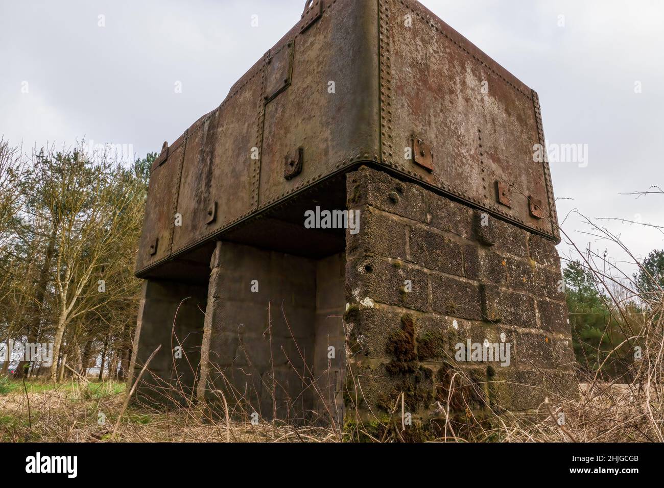 Concrete old water tank hi-res stock photography and images - Alamy