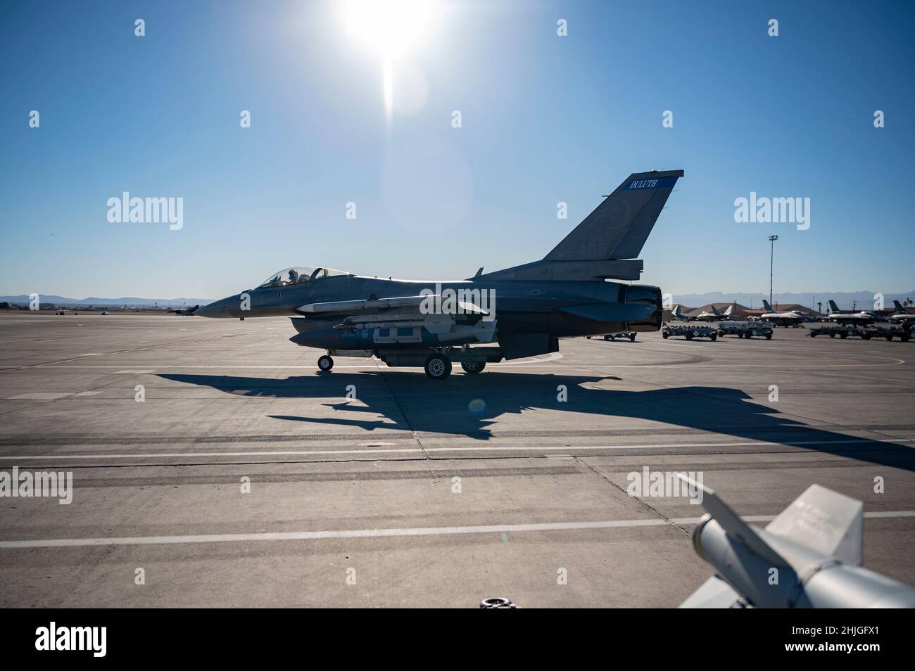 An F-16 Fighting Falcon assigned to the 148th Fighter Wing, Duluth Air ...
