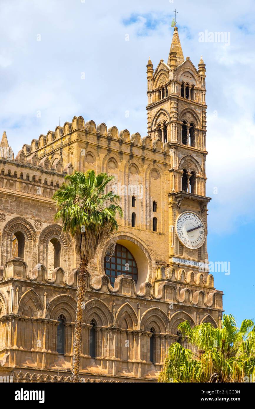 Bell Tower of Palermo Cathedral, Sicily, Italy. Groundbreaking in 1185 ...