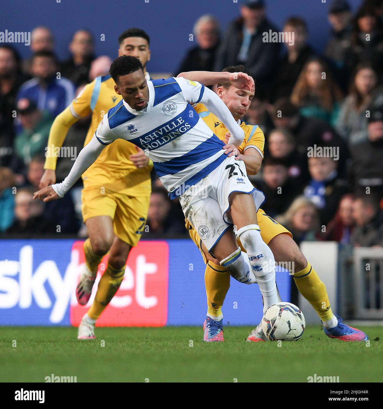 London, UK. 29th Jan, 2022. Chris Willock of QPR is fouled by Danny ...