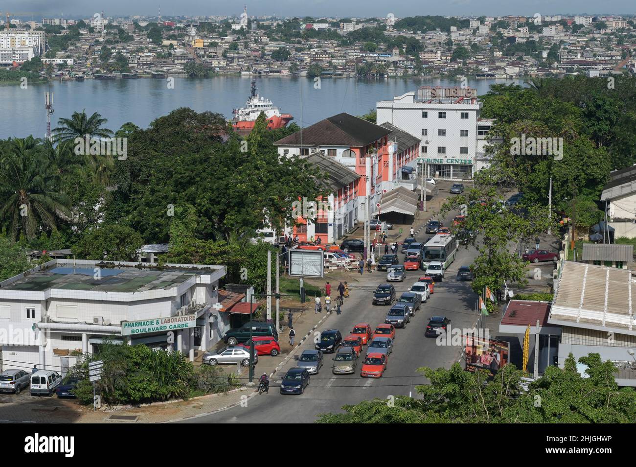 IVORY COAST, Abidjan, Plateau city center , lagoon / ELFENBEINKUESTE ...