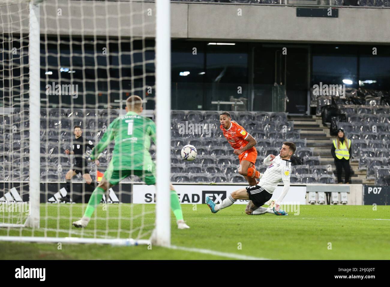 Jordan Lawrence-Gabriel #4 of Blackpool shoots Stock Photo - Alamy