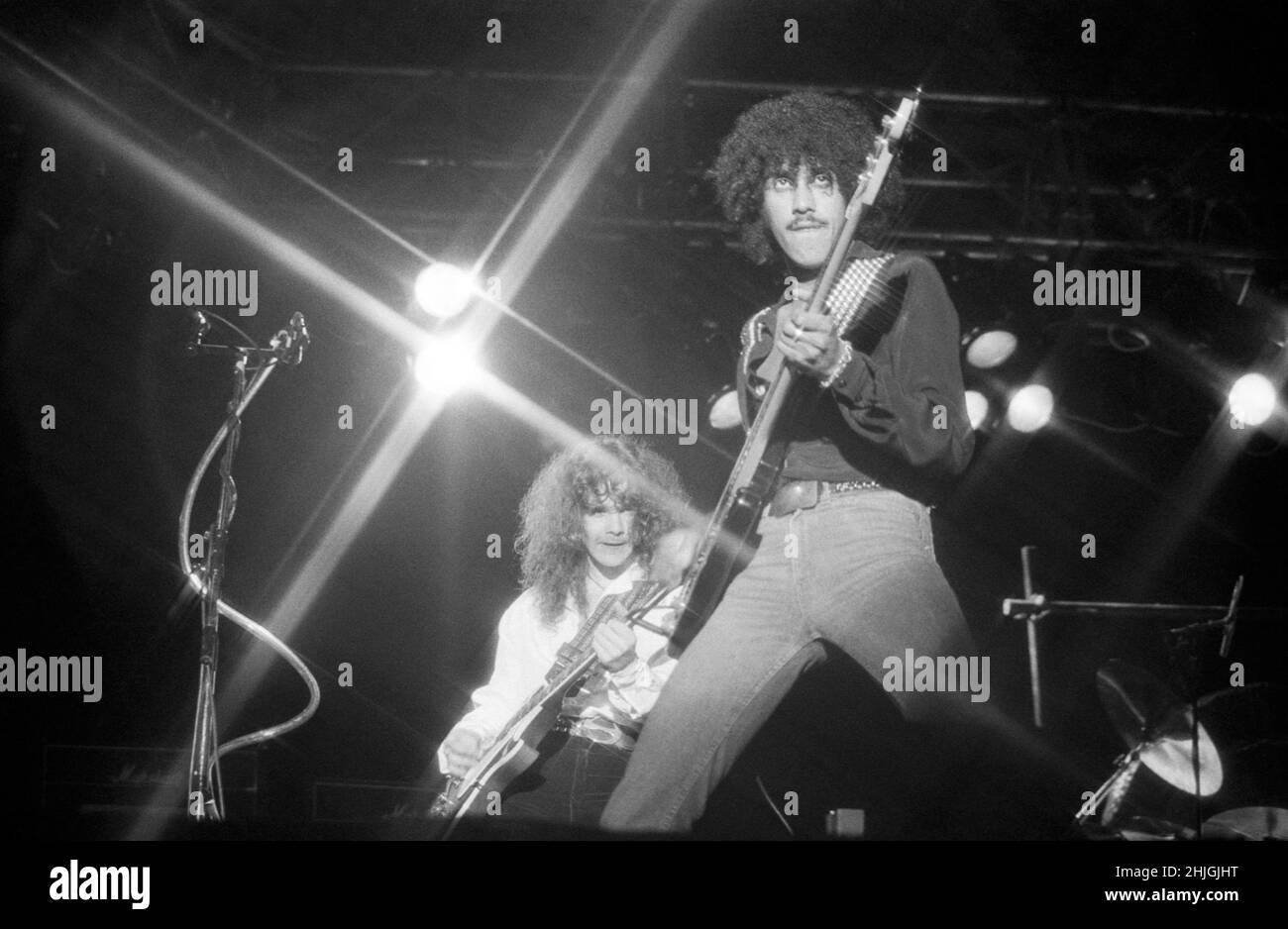 Phil Lynott and Brian Robertson performing at the 1977 Reading Festival ...
