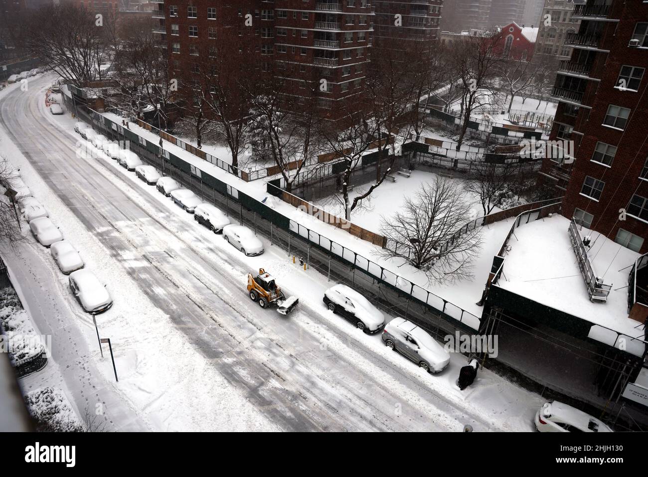 12 inches of snow hi-res stock photography and images - Alamy