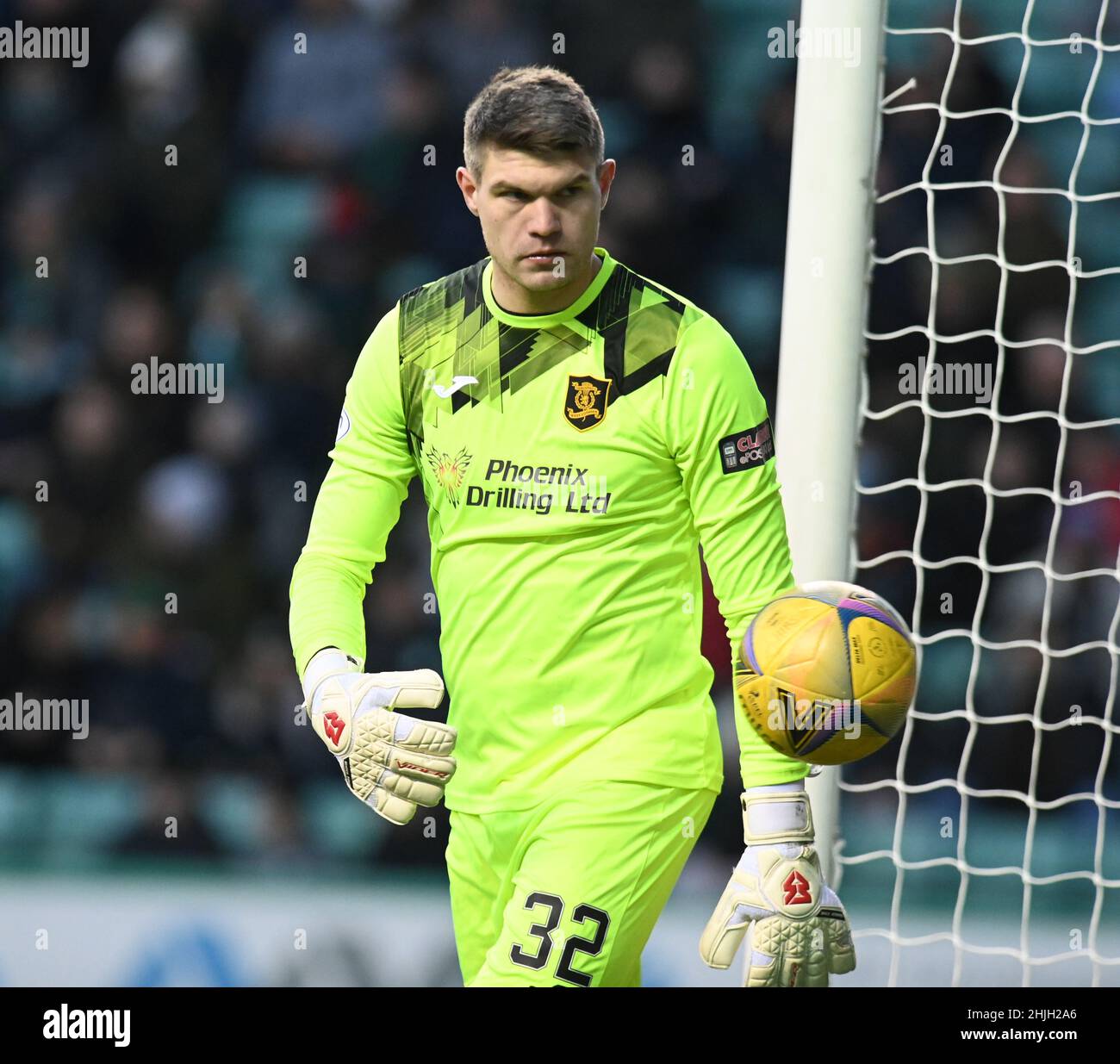 Livingston goalkeeper hi-res stock photography and images - Alamy