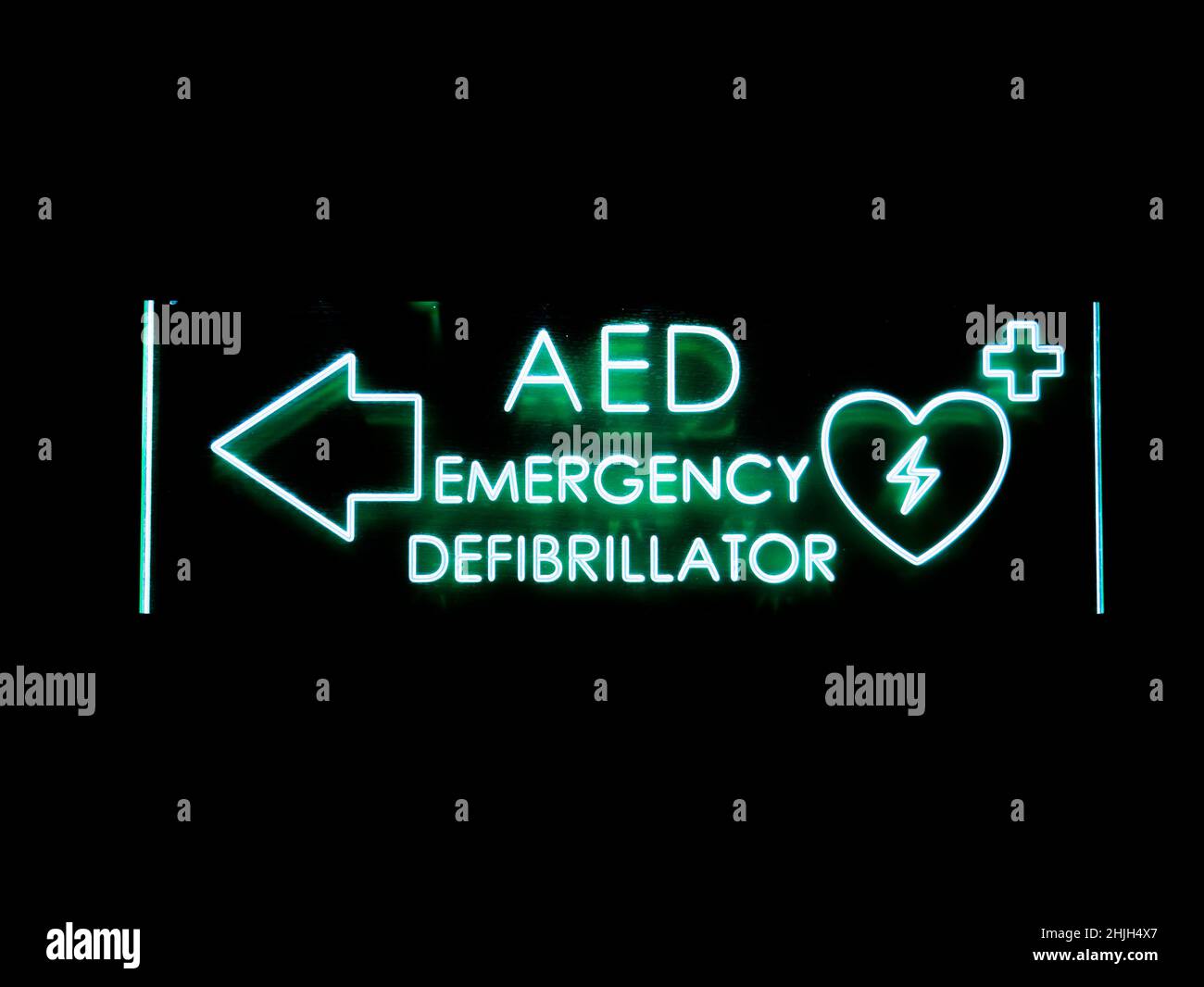 Emergency Defibrillator Signs at Jennifer Hanneman blog