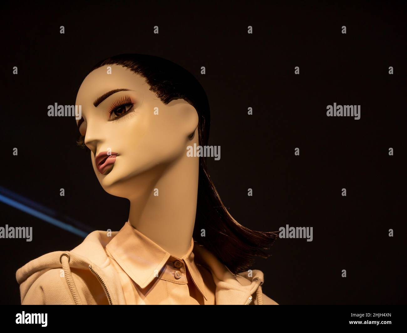 A gray woman mannequin with fashion clothes Stock Photo - Alamy