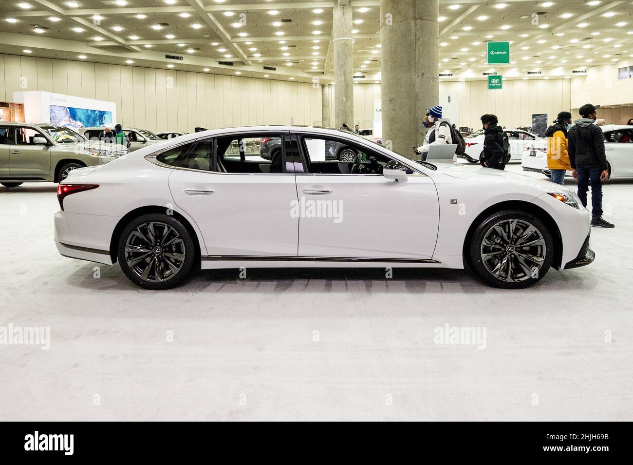 2022 lexus ls 500 hi-res stock photography and images - Alamy
