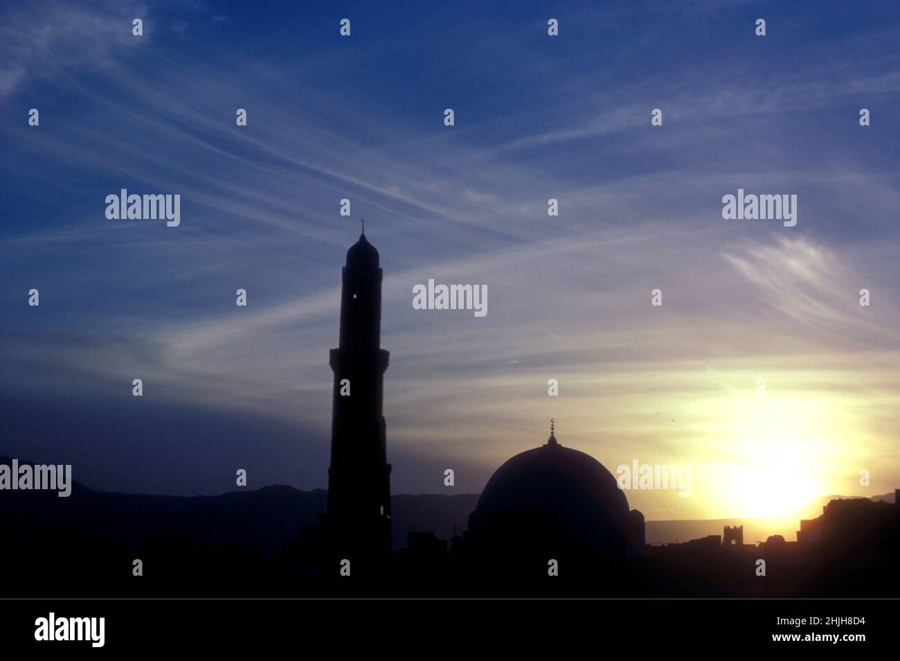 The great mosque of sanaa hi-res stock photography and images - Alamy
