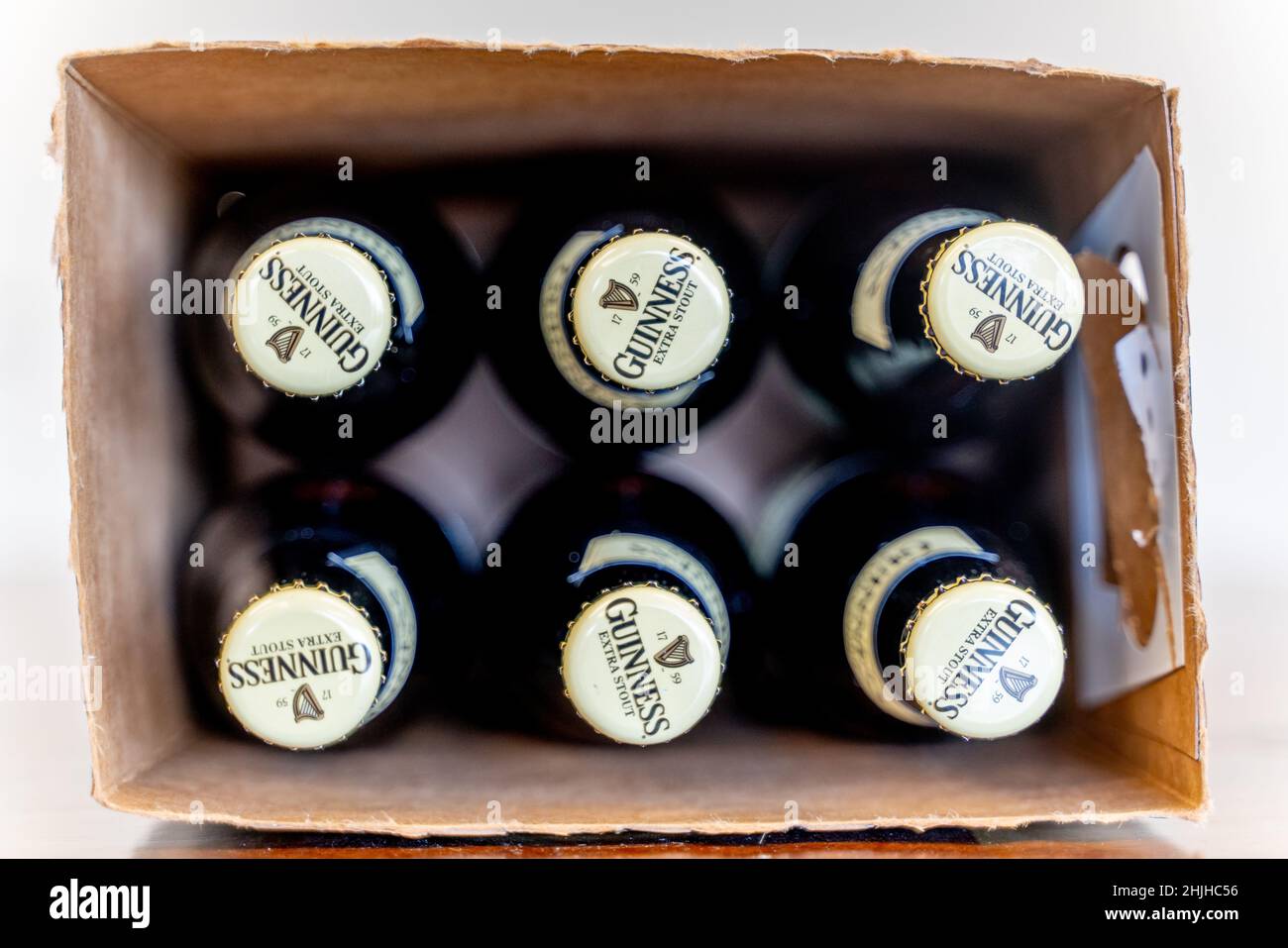 Guinness extra stout hi-res stock photography and images - Alamy