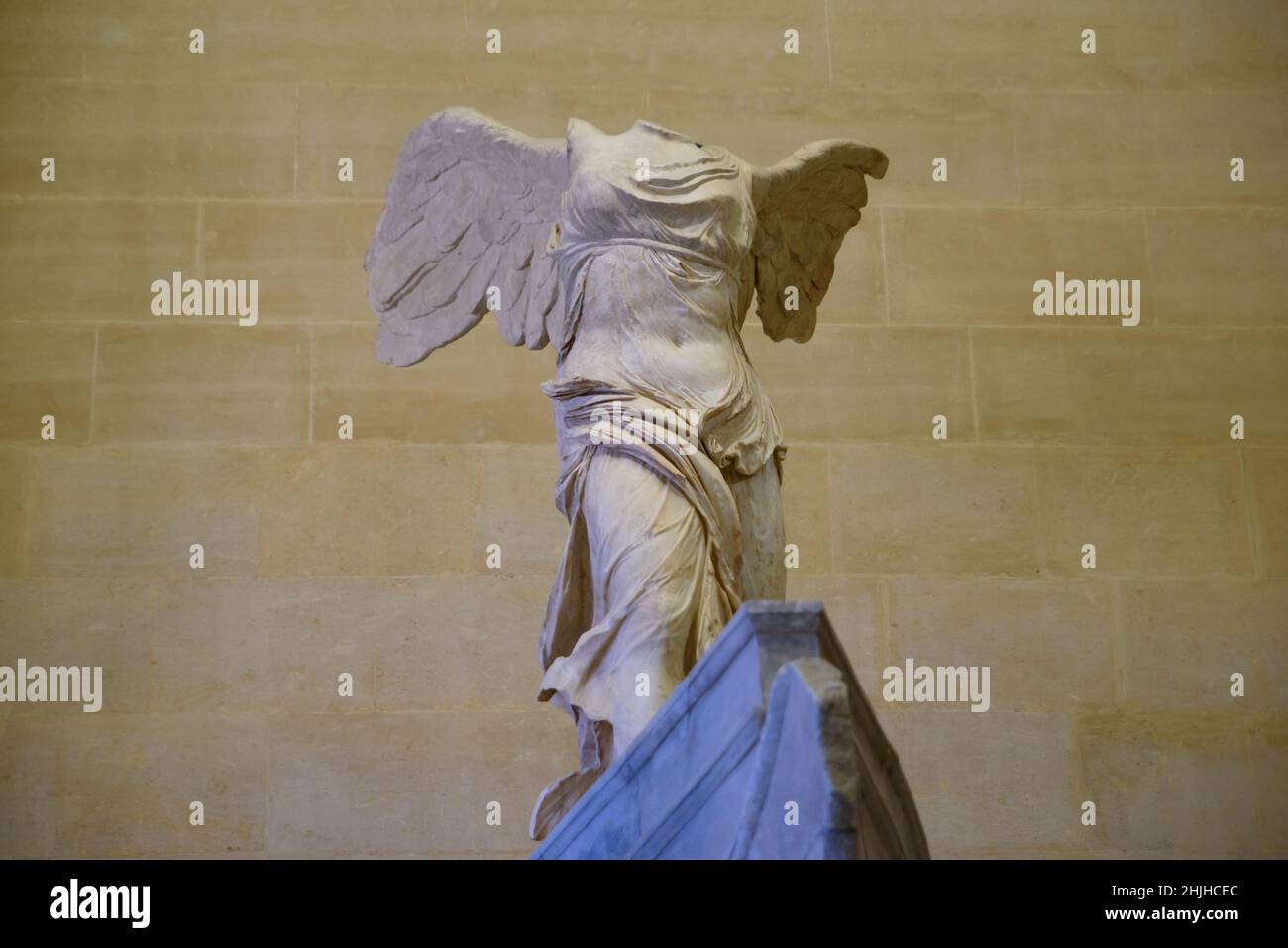 Victoire de Samothrace (Winged Victory of Samothrace), a Greek ...