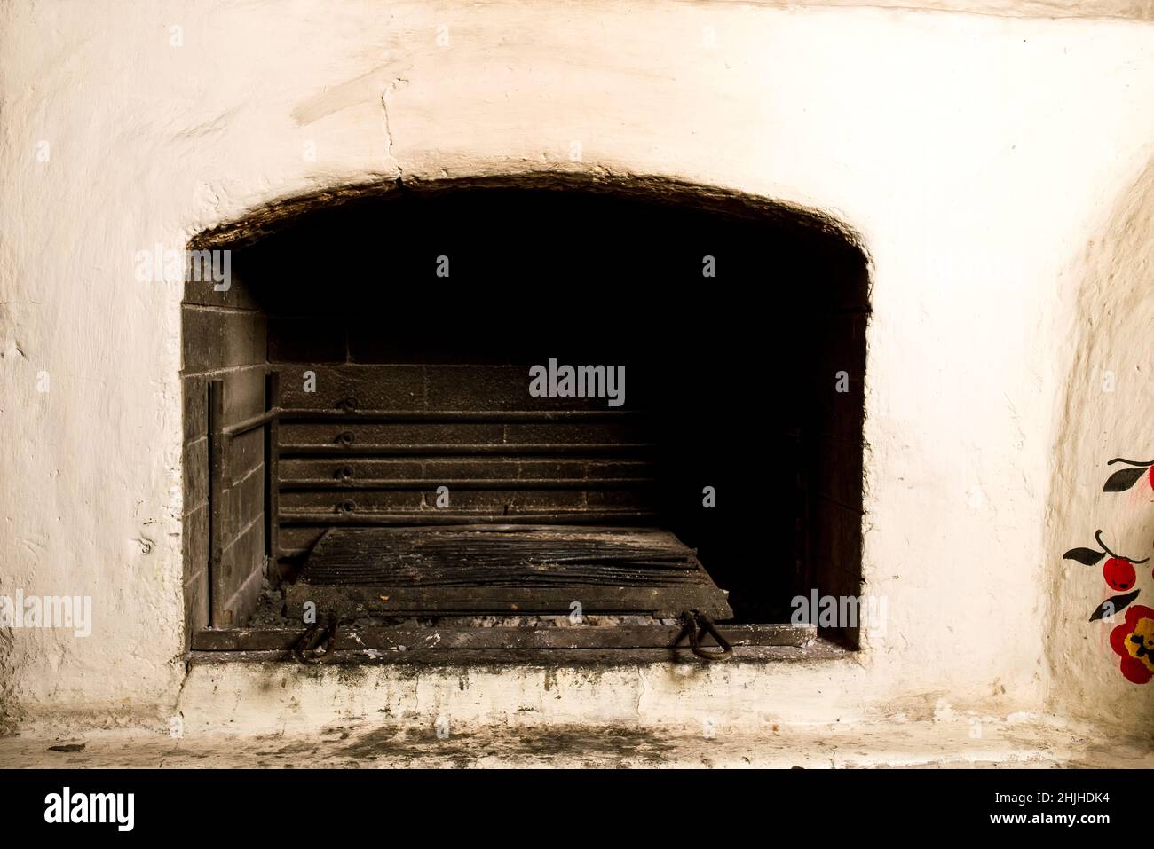 Traditional moldovan oven for cooking. Can be used as a whole ...