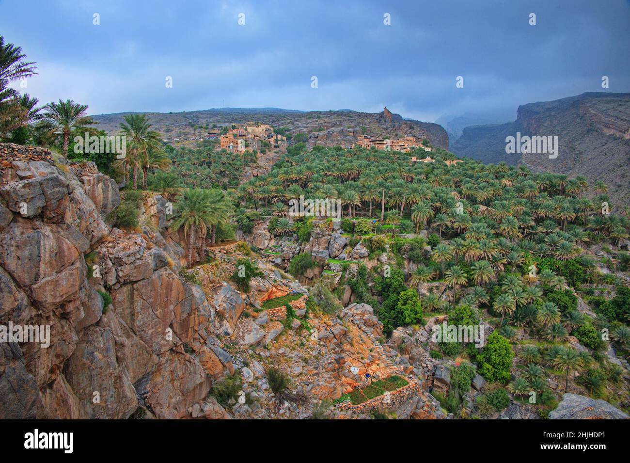 Traditional Oman village and its palm garden Stock Photo - Alamy