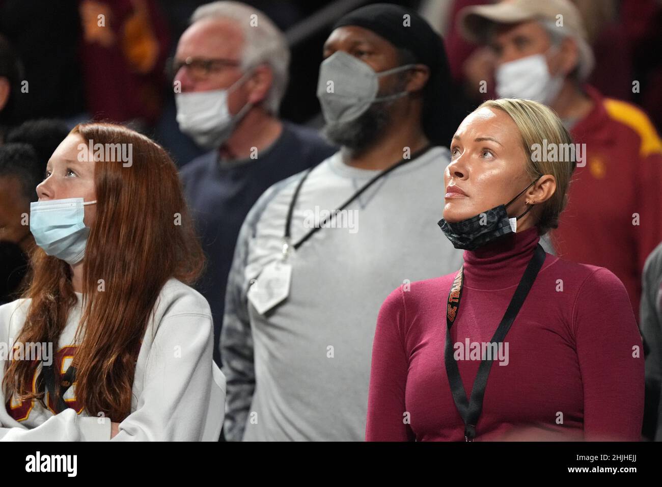 Amanda enfield right hi-res stock photography and images - Alamy