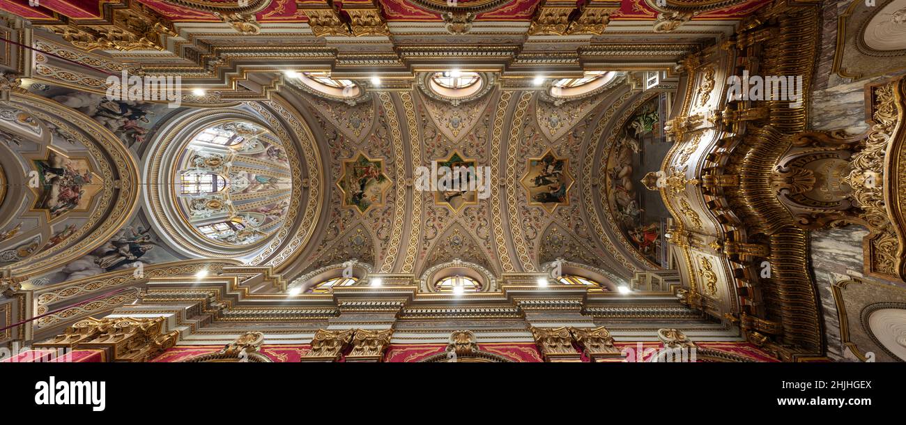Baroque ceiling hi-res stock photography and images - Alamy