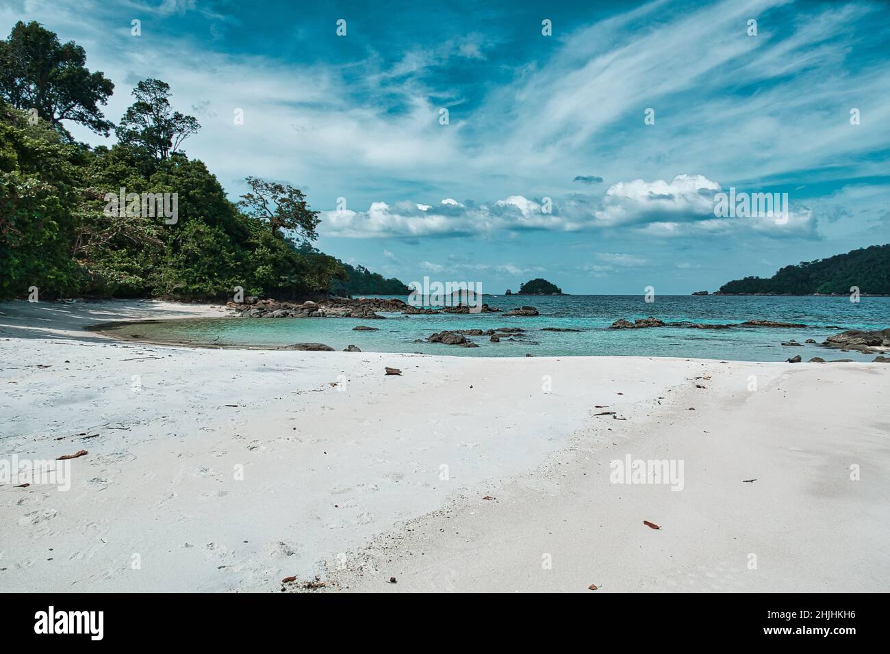 Seascape view of the beautiful Andaman sea around magical island Koh ...