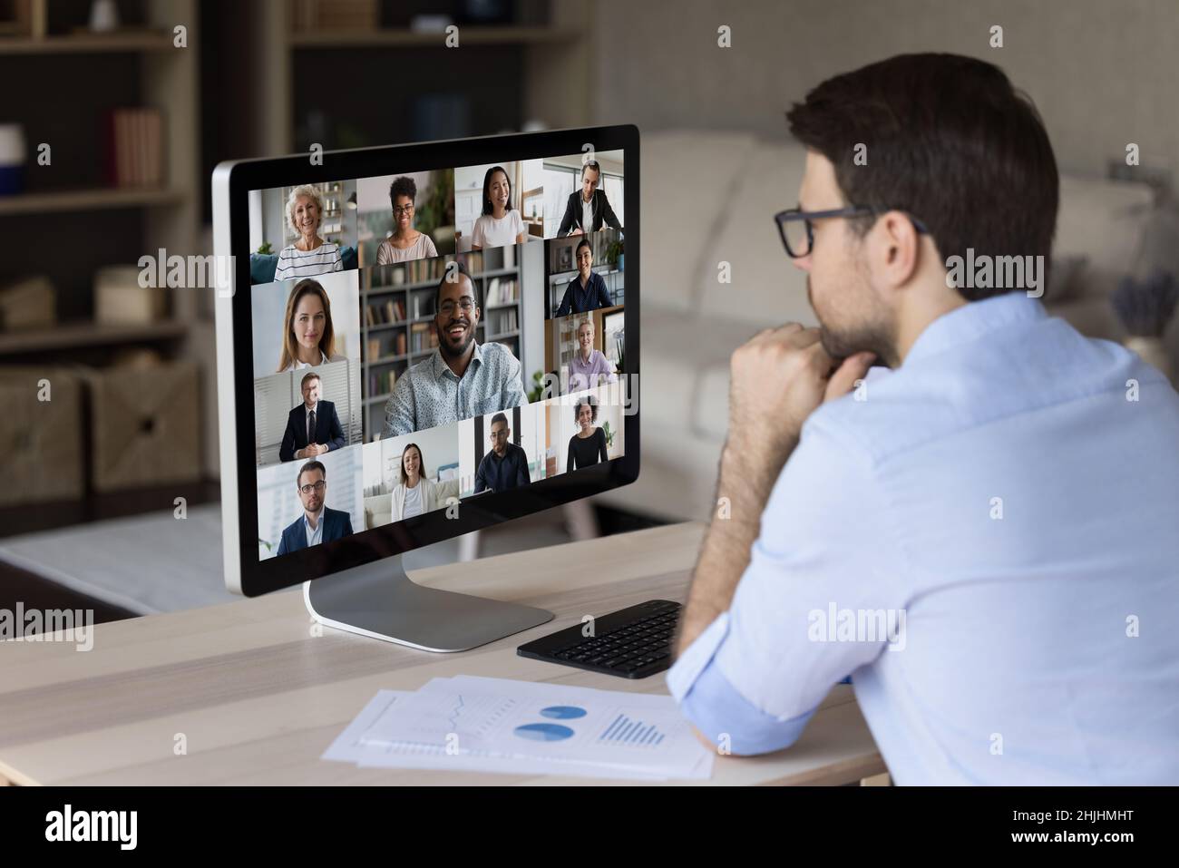 Video conference call hi-res stock photography and images - Alamy