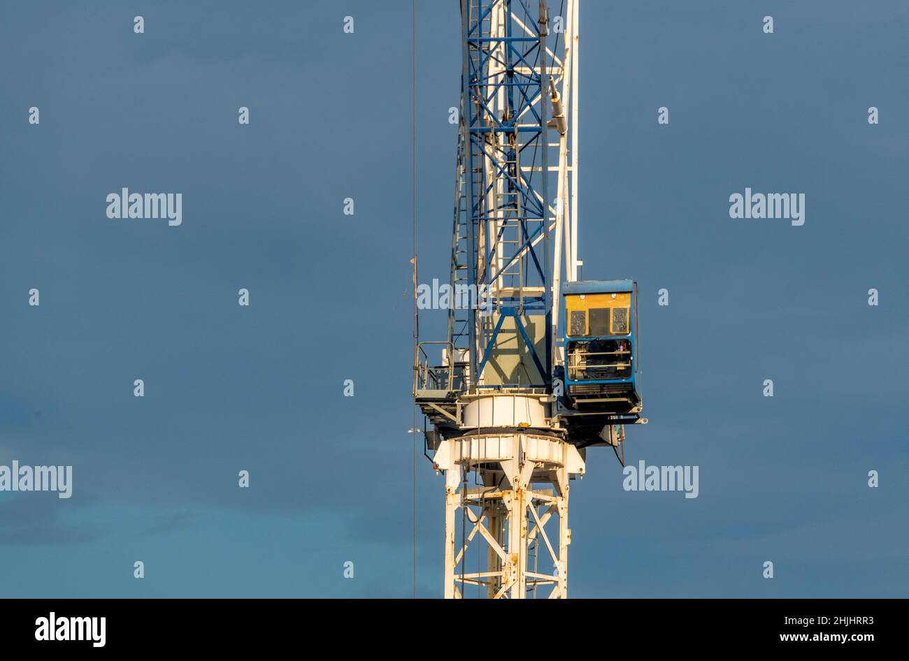 Tower crane on a skyscraper construction site Stock Photo - Alamy