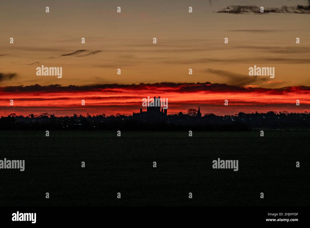 Pre dawn glow hi-res stock photography and images - Alamy